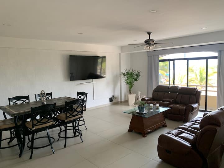 Departamento “Marina Del Rey Mztln” A Pie De Playa - Mazatlán