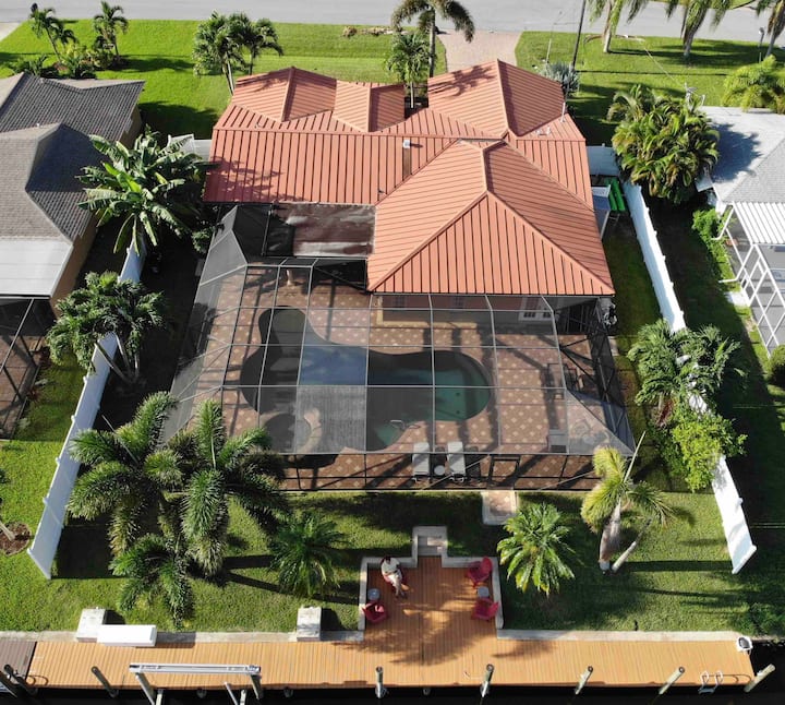 Vacation In Comfort,pool,waterfront, Boat Rental. - Sanibel Island, FL