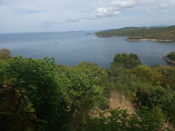 House By The Layke Kariba - Zimbabwe
