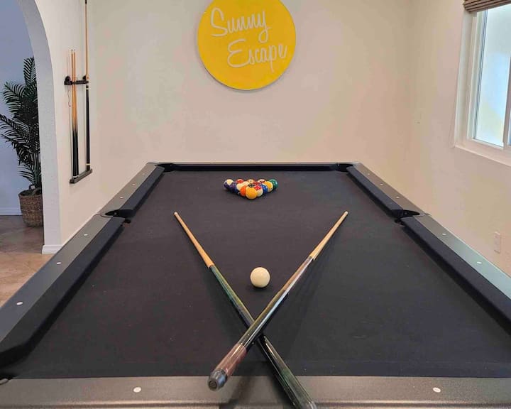 Sunny Escape - Modern Mid-century 3br/2ba Pool/spa - Palm Springs, CA