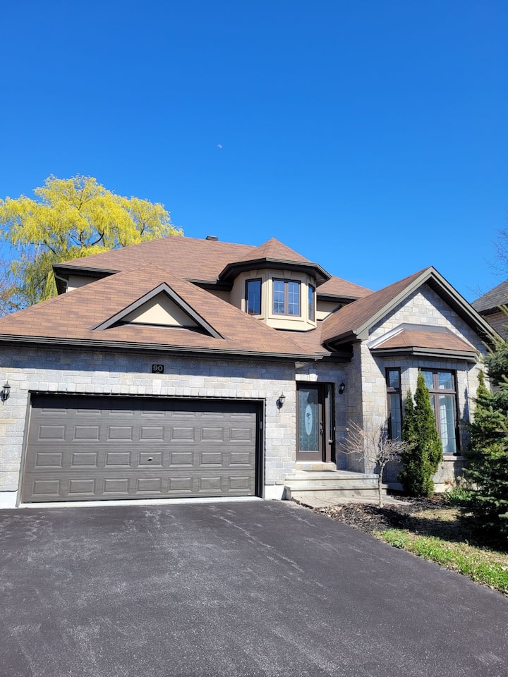 Beautiful home located in Gatineau (CITQ 310125) - Houses for Rent in ...