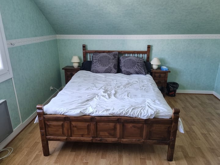 Chambre D'hôte Situé à L'étage. - Chasseneuil-du-Poitou
