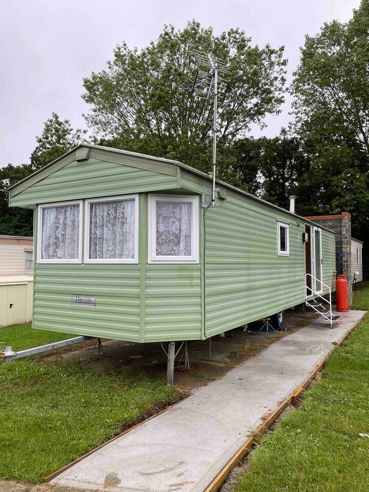 3 Bed Caravan (6)highfields Clacton Peak Season - Walton-on-the-Naze