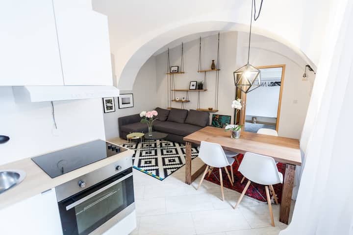 Top Location - Charming Apartment - Wien