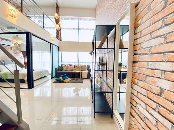 Chrisenbel Loft 1 | Wifi | (P) Lrt @ Pinnacle Pj - Petaling Jaya