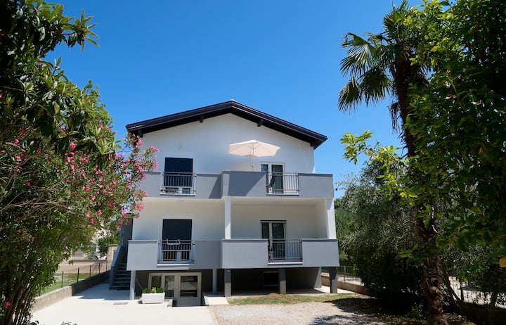 Modern & Bright, 150 M From The Sea - Biograd na Moru