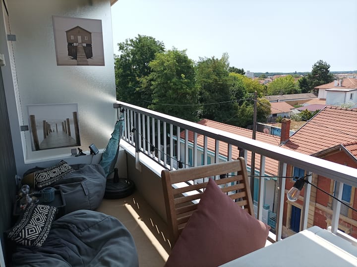 Studio Rénové 2022, Aiguillon, 200m Plage & Balcon - Arcachon Bay