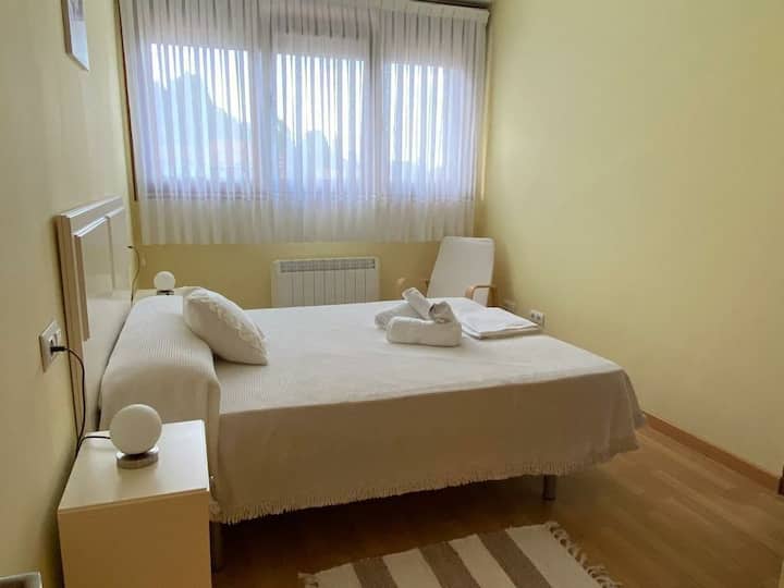 Apto Para Cuatro Personas En Nueva De Llanes. - Asturias