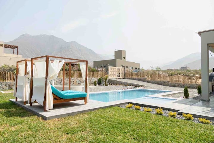 Blue House; Preciosa Casa De Campo En Cieneguilla - Peru