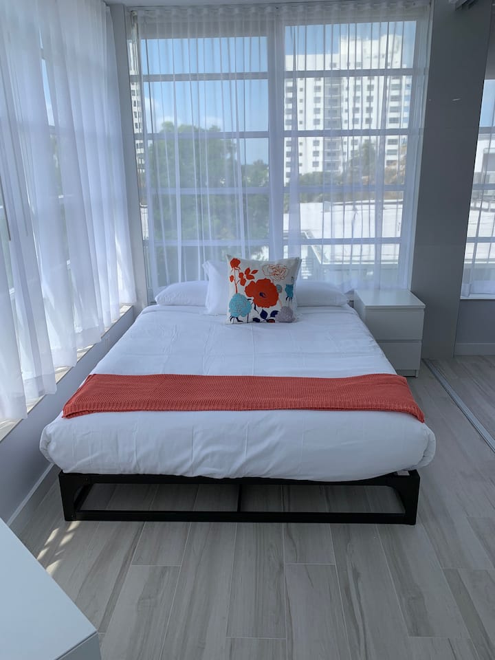 28 Saxo- Heart Of Sobe, 10 Mnts To Beach & Shops - Miami Beach, FL