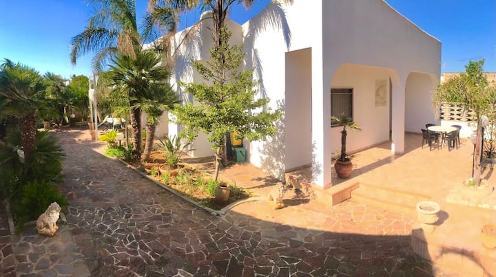 Graziosa Villetta A Due Passi Dal Mare - Leverano