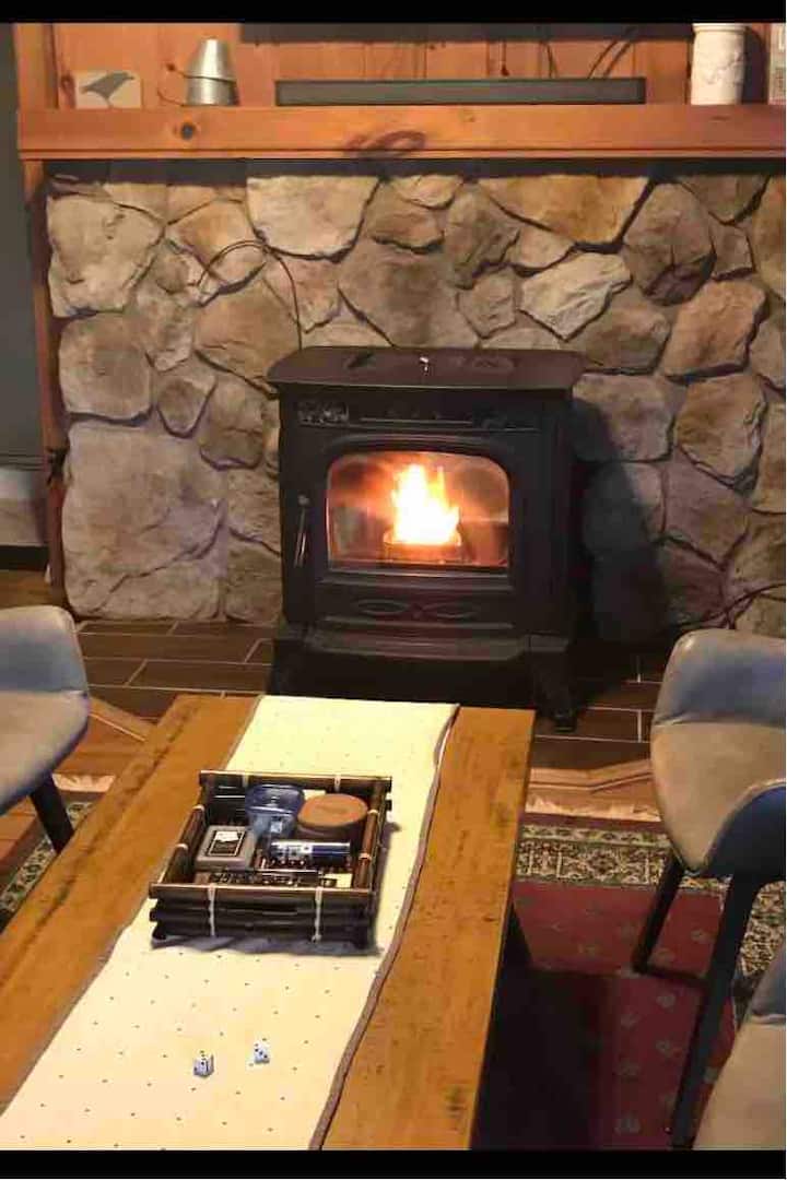 Sacandaga Lake House Adirondack Camp-the Hydeoway - Adirondack Mountains