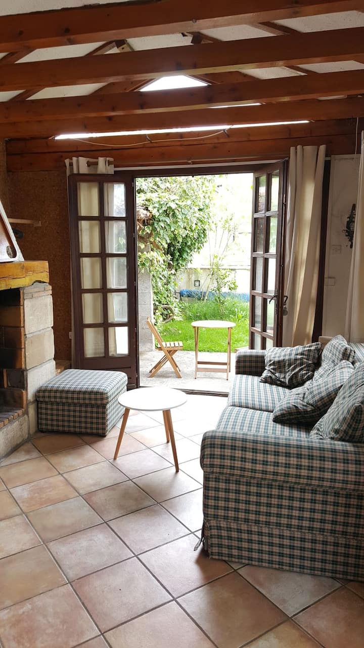 Petite Maison Sur Jardin. 10 Mn Du Cœur De Ville - Grenoble