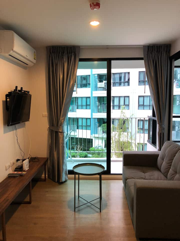 Entire Room With A Great Price, Central Location - Phuket