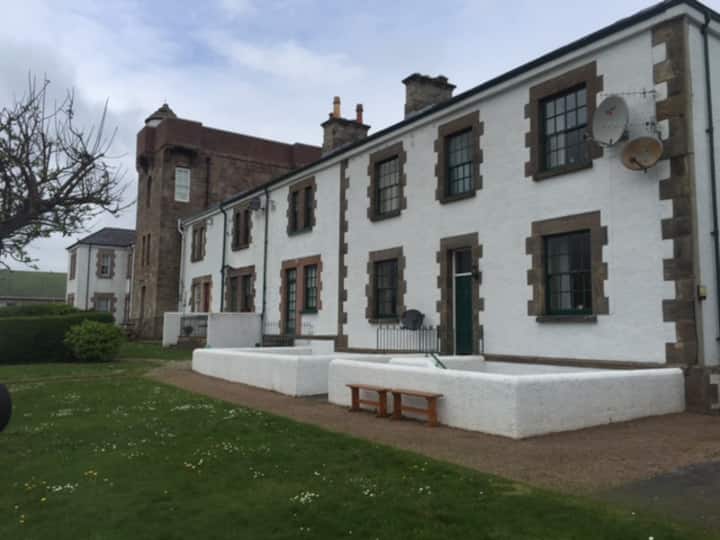 Ballycastle Master's Cottage - Ballycastle
