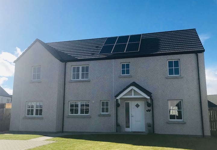 Harris House, 1 Grant Crescent.  Dornoch - Dornoch