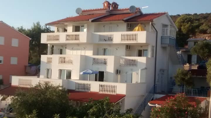 Apartment Insel Ciovo, Nähe Trogir Und Split 1 - Trogir