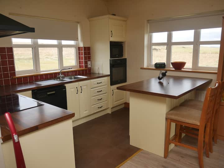 2 Bedroom House With Spectacular Sea Views. - Irlanda