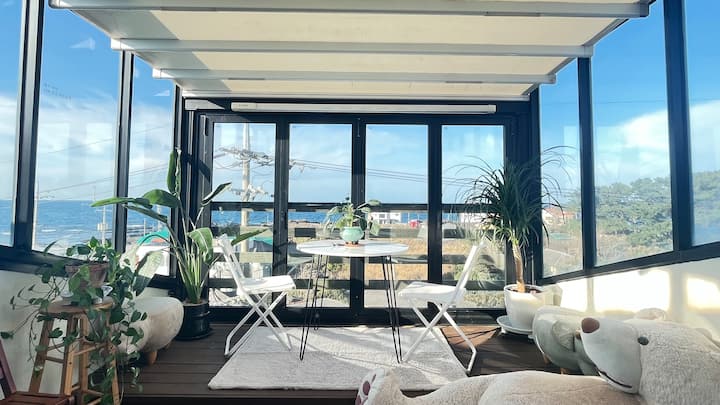 팜스빌리지 독채펜션 오션뷰 해안로도보3분 협재금능차로15분 - Jeju