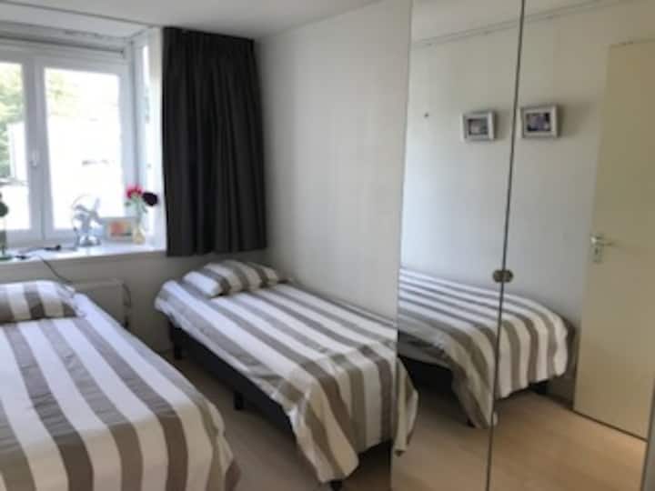 Small Room In Quiet Zon Near Centre Amsterdam - Amsterdam