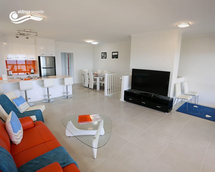 4 Bed Beachfront Home (Orange) - South Australia