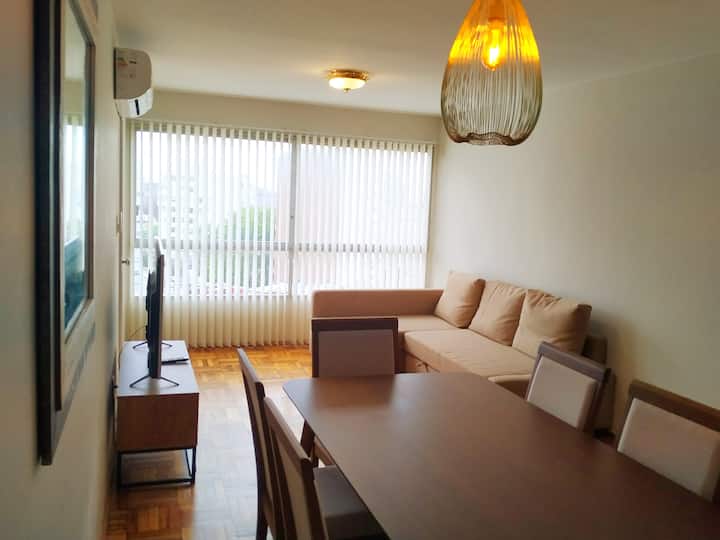 Con 3 Dormitorios Y 2 Baños En Punta Carretas! -