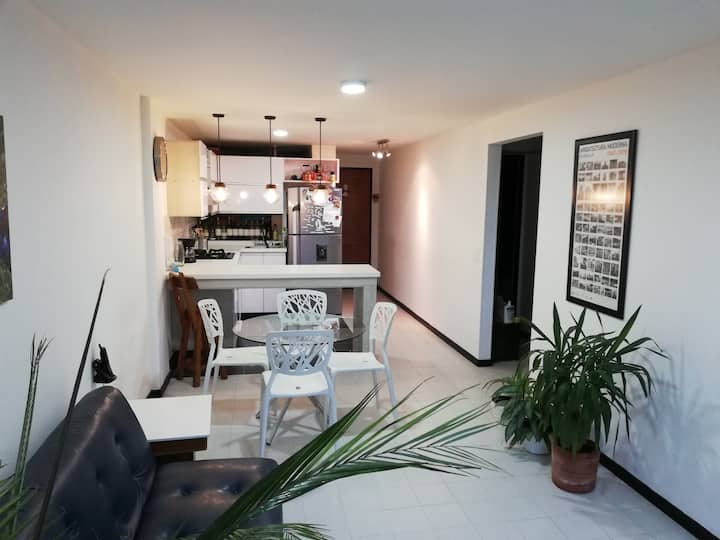 Apartamento Cerca Parque De Belén - Medellín, Colombia
