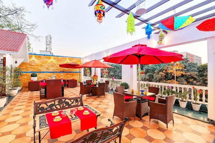 5 Bhk-ground-patio-greater Kailash 2 - Delhi