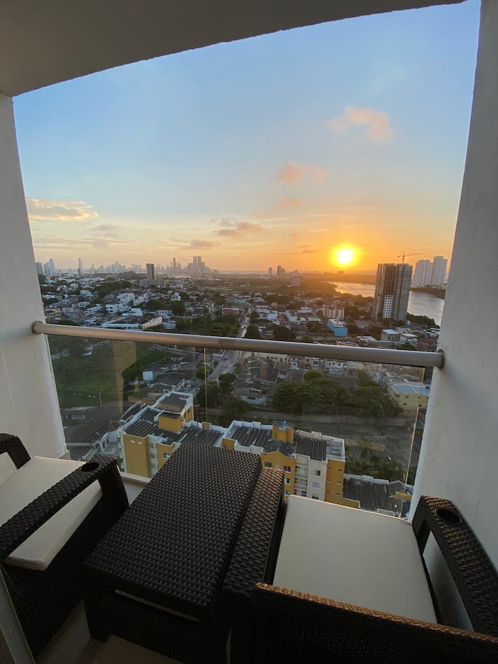 ¡Disfruta Con Mamá! Al Mejor Precio. Cerca Al Mar. - Cartagena de Indias