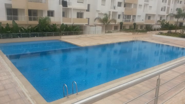 éLégant Appartement, Climatisé, Vue Piscine Wi-fi - Agadir