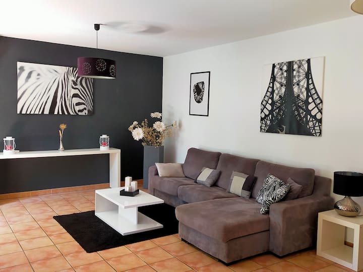 Maison 3* Près De Grignan, Sans Vis-à-vis, Jardin. - Valréas