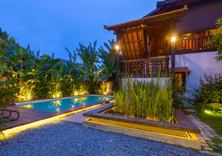 Traditional Khmer Villa/natural Pool-wat Bo - Cambodia