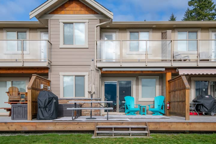 Sproat Lake Townhouse At The Maples - 포트 알버니