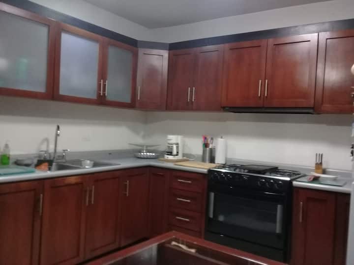 Habitación Privada Solo Para Mujeres En San Pedro - Santa Catarina