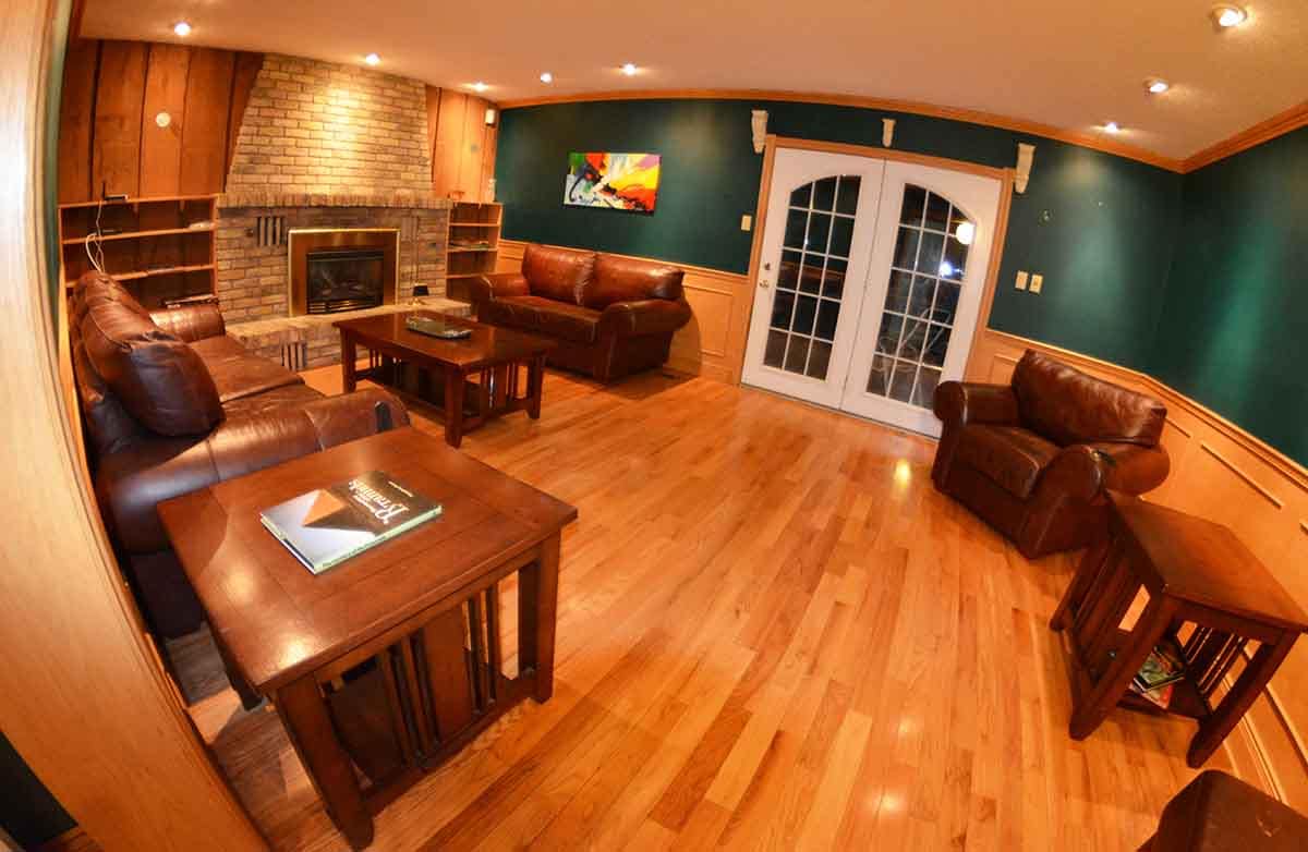 La chambre privée « Tesla » par UWO - Maisons à louer à London, Ontario ...