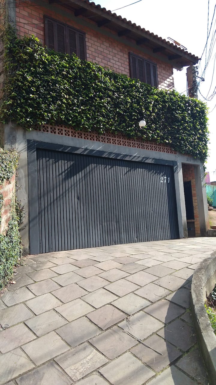 Casa 3 Mobiliada 1 Dormitório - Porto Alegre