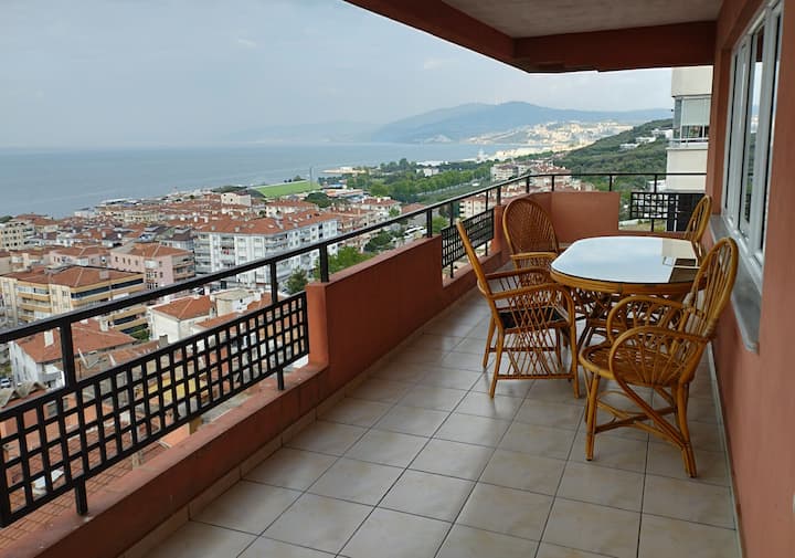 منزل ضخم مع منظر رائع للعائلات الكبيرة - Mudanya