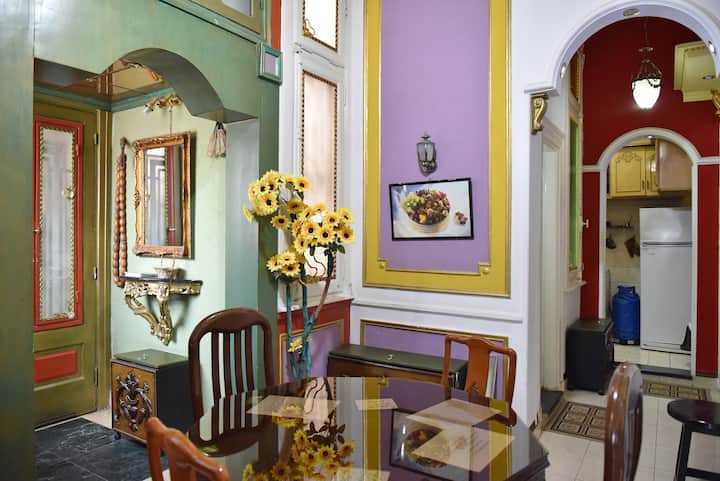Charming Historic Apartment Center Abdeen - Cairo