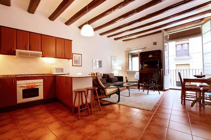 Beautiful Apartment El Born Pedestrian Street - Barcelona