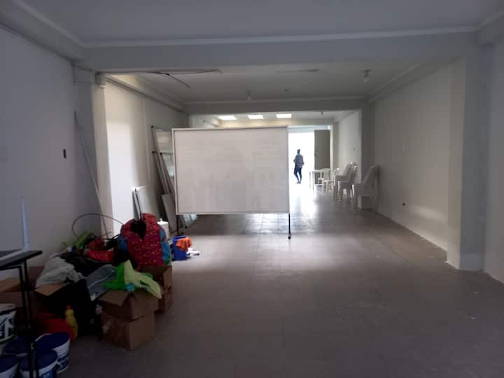 Local Comercial O Departamento En Un Segundo Piso - Jaén