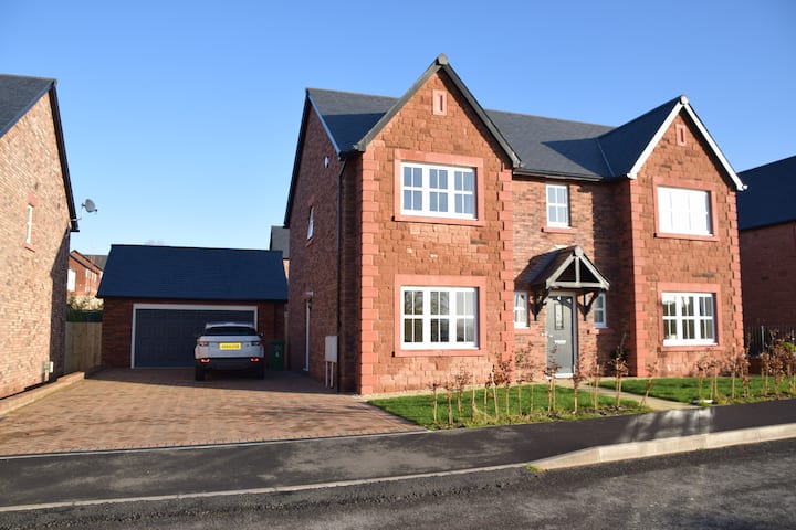 Brand New, High Spec Holiday Home In Penrith. - Penrith, UK