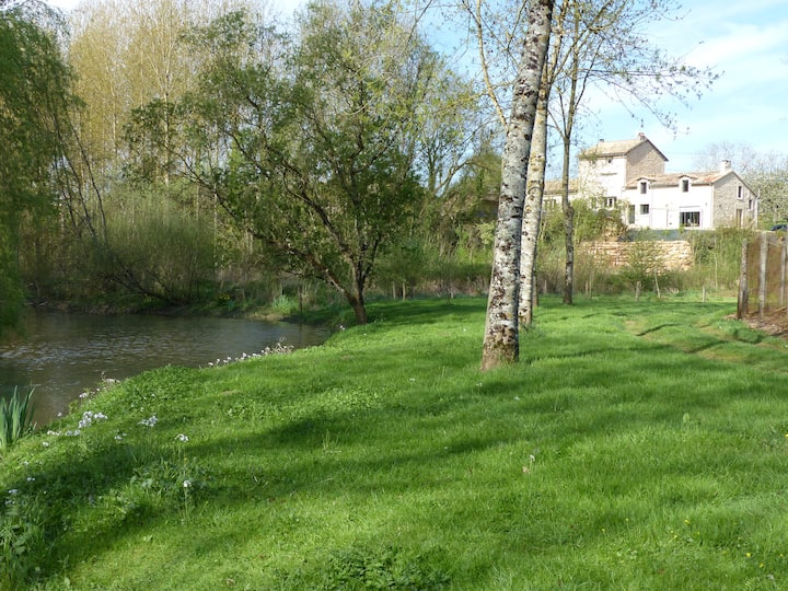 Vivonne : Maison Au Calme Vue Sur Rivière - Vivonne
