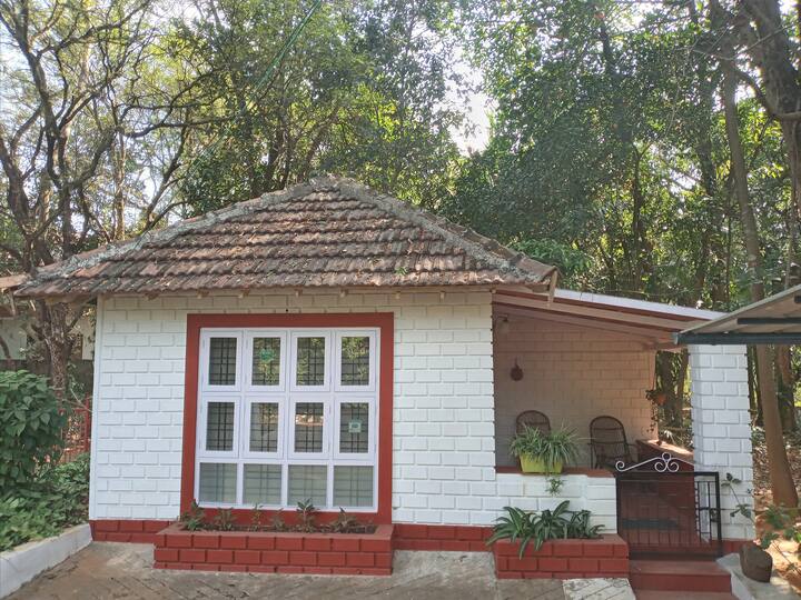 Ambat Farmstay - Palakkad