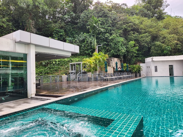 Damas 3 L Netflix L Balcony - Kota Damansara