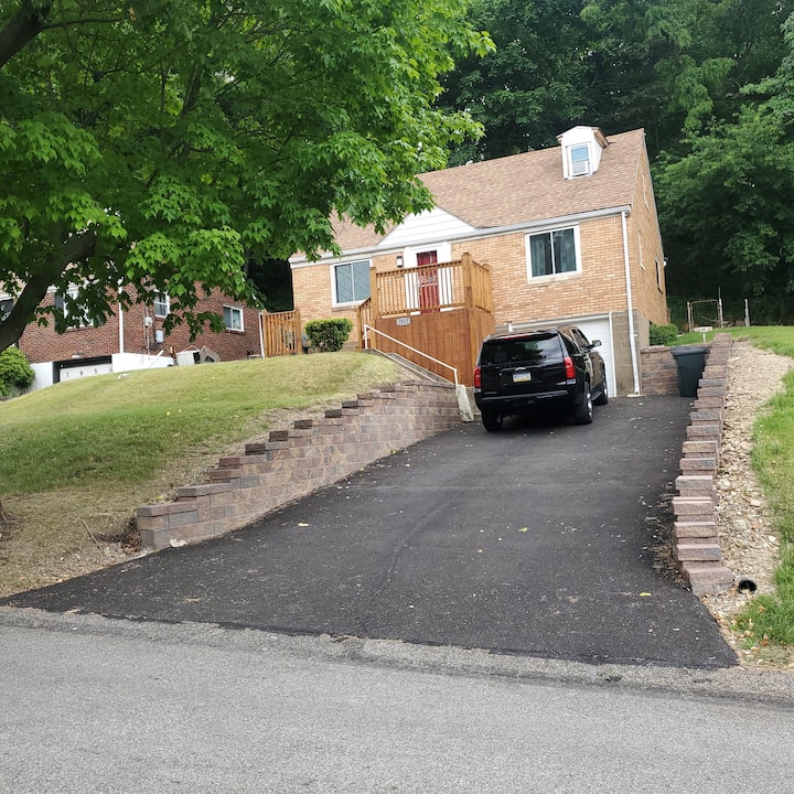 Neighborhood Charmer - Kennywood, West Mifflin