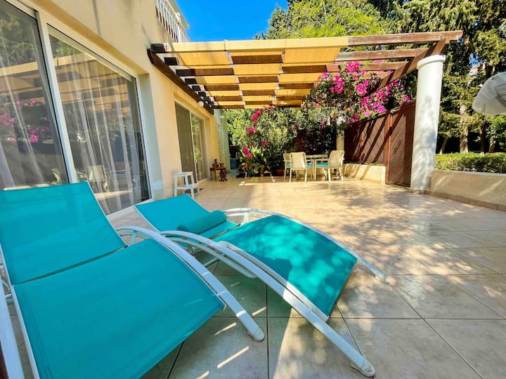 Hispiridis Gardens.  Ground Floor Apartment. - Paphos
