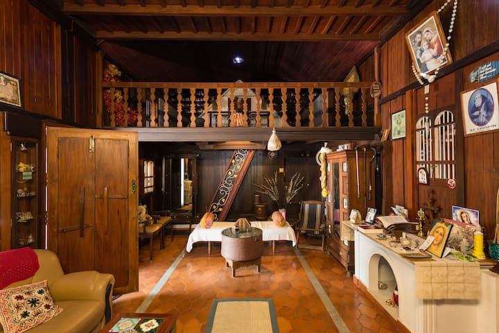 Kodianthara Heritage Pvt Cottage@ Kumarakom,kerala - Kumarakom