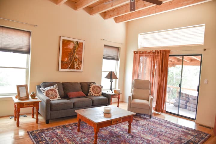 Peaceful Home In Beautiful Foothills Neighborhood - 阿爾伯克基