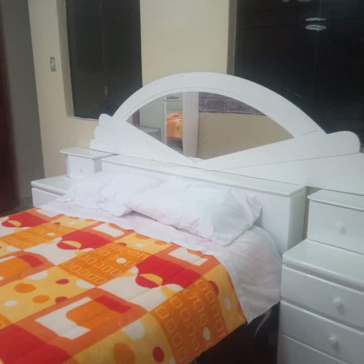 Casa Con Ambiente Familiar. - Huancavelica