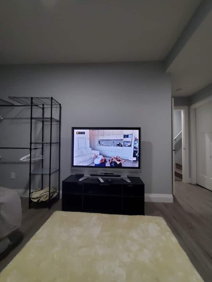 Studio Apartment -Your Cozy Place From Home - Saskatoon